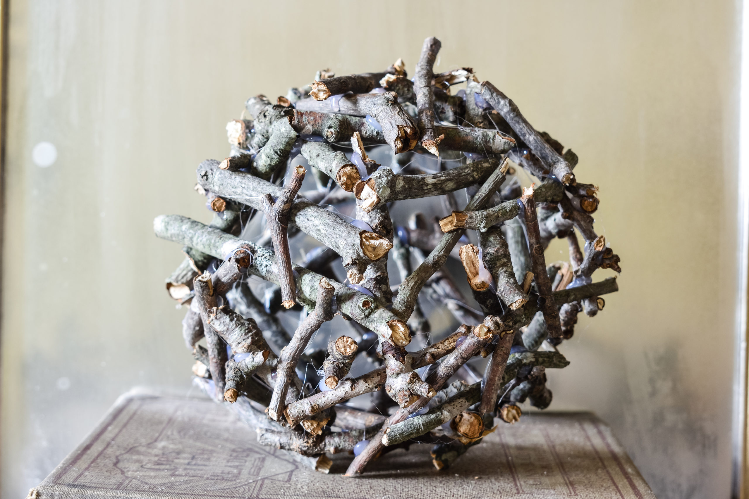 How to Make Decorative Twig Balls - Zucchini Sisters